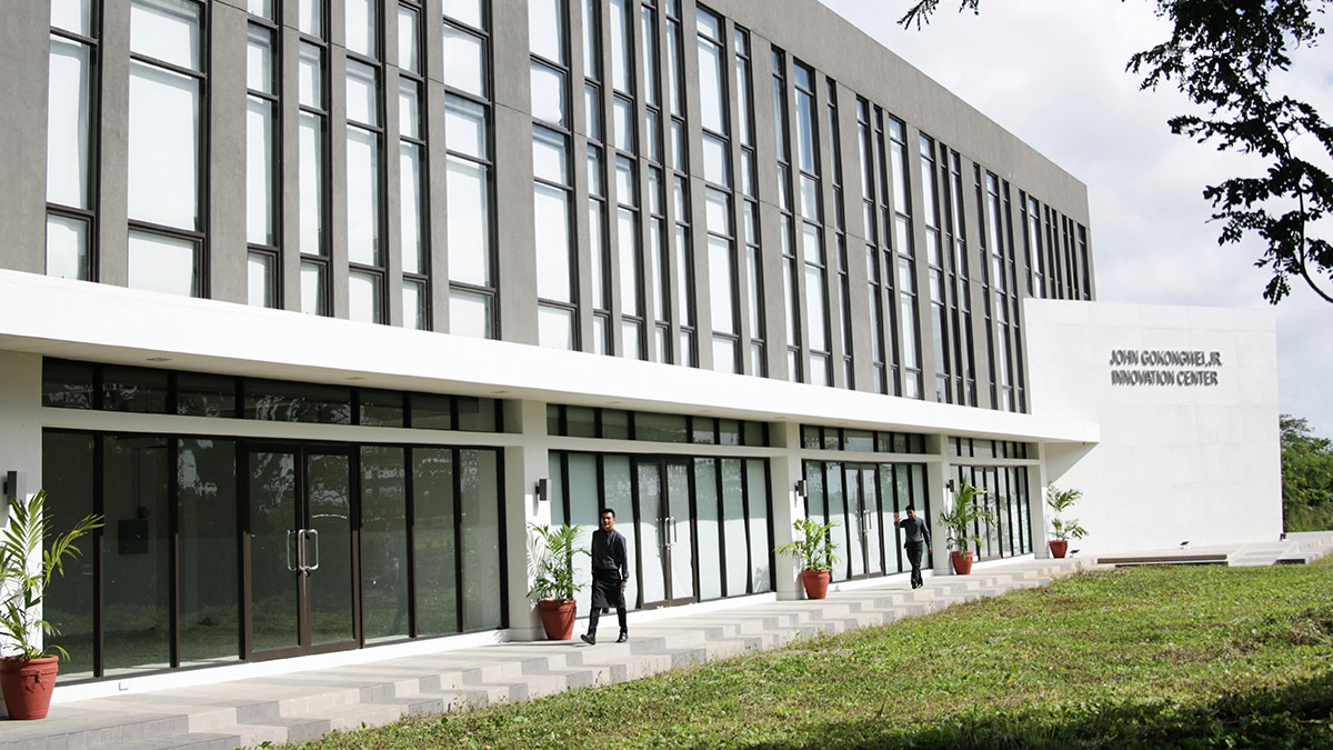 De La Salle University Gokongwei College of Engineering - - Gokongwei ...